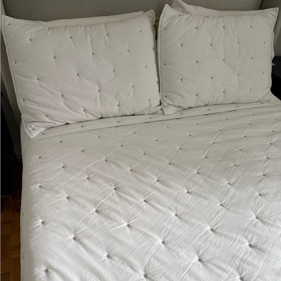 West Elm | Bedding | Westelm Organic Washed Cotton Quilt Fullqueen ...